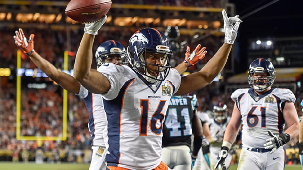 WR Bennie Fowler signs exclusive rights free-agent tender