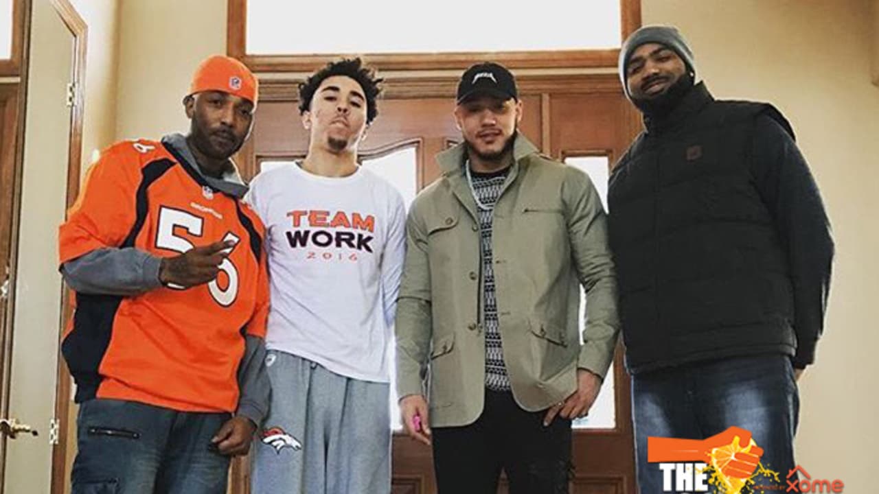 The Squeeze: Shane Ray's family reunites before Broncos game