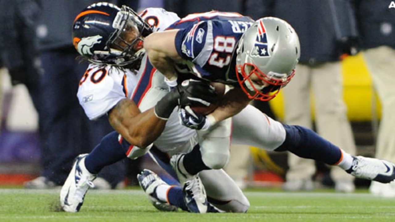 Broncos Re-Sign Bruton