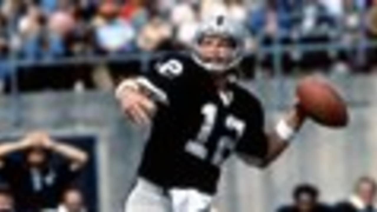 Paying tribute to Ken "The Snake" Stabler