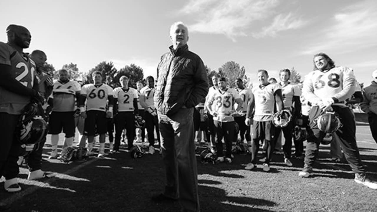 Fox reflects a year after Thanksgiving return