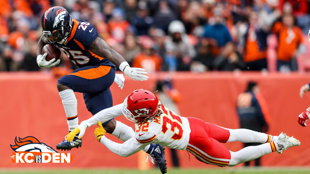 Melvin Gordon III's top plays from his 110-yard game vs. the Chiefs