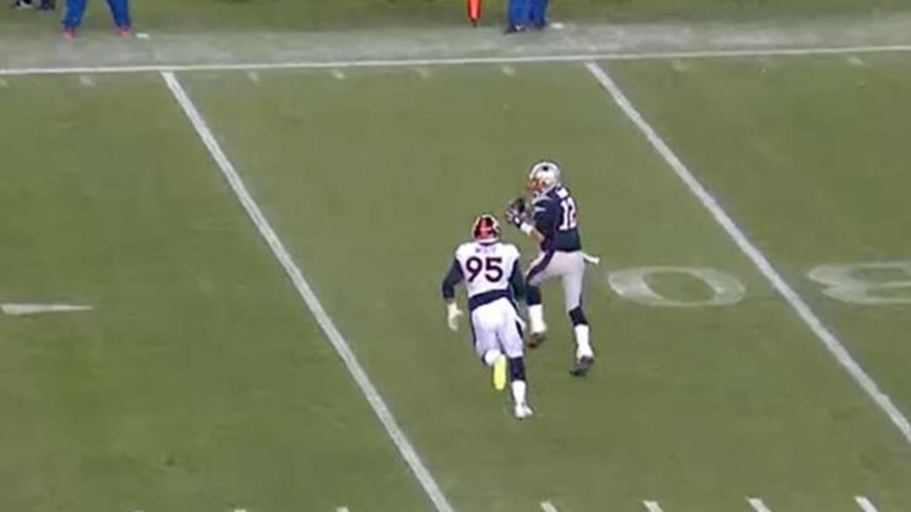 Wolfe applies pressure on Brady