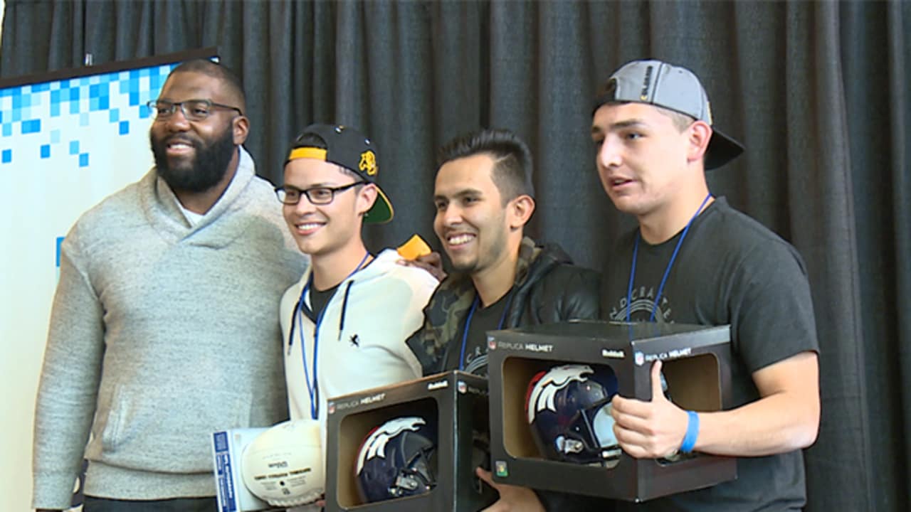 Okung guest judges 36-hour hackathon