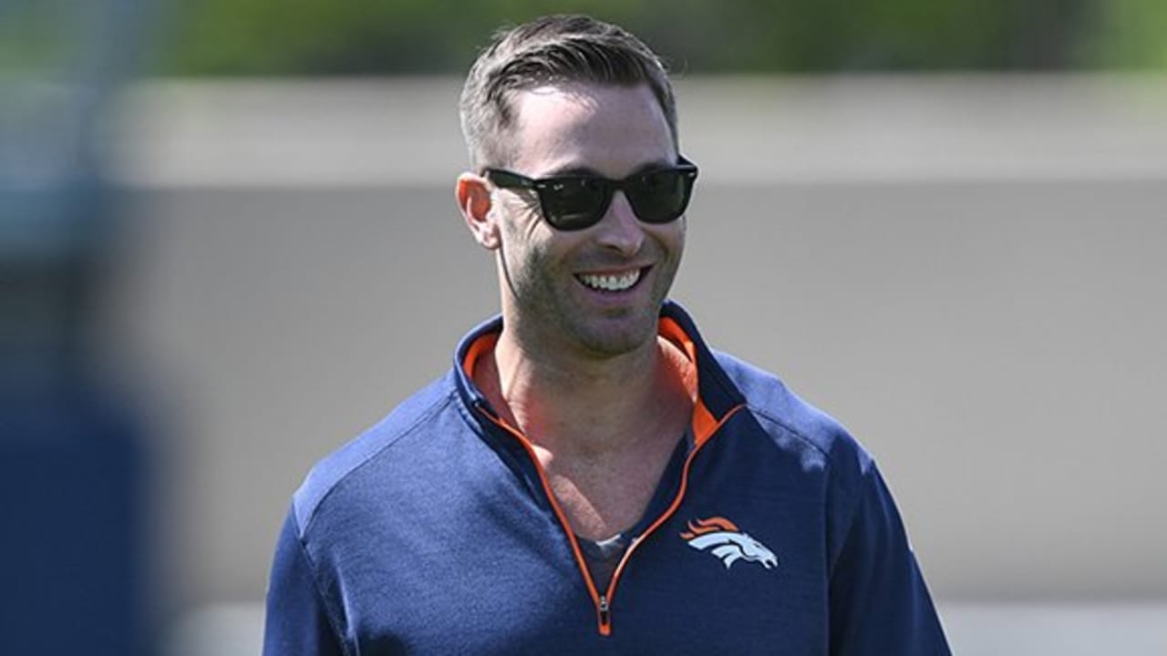 Texas Tech's Kliff Kingsbury visits Broncos HQ