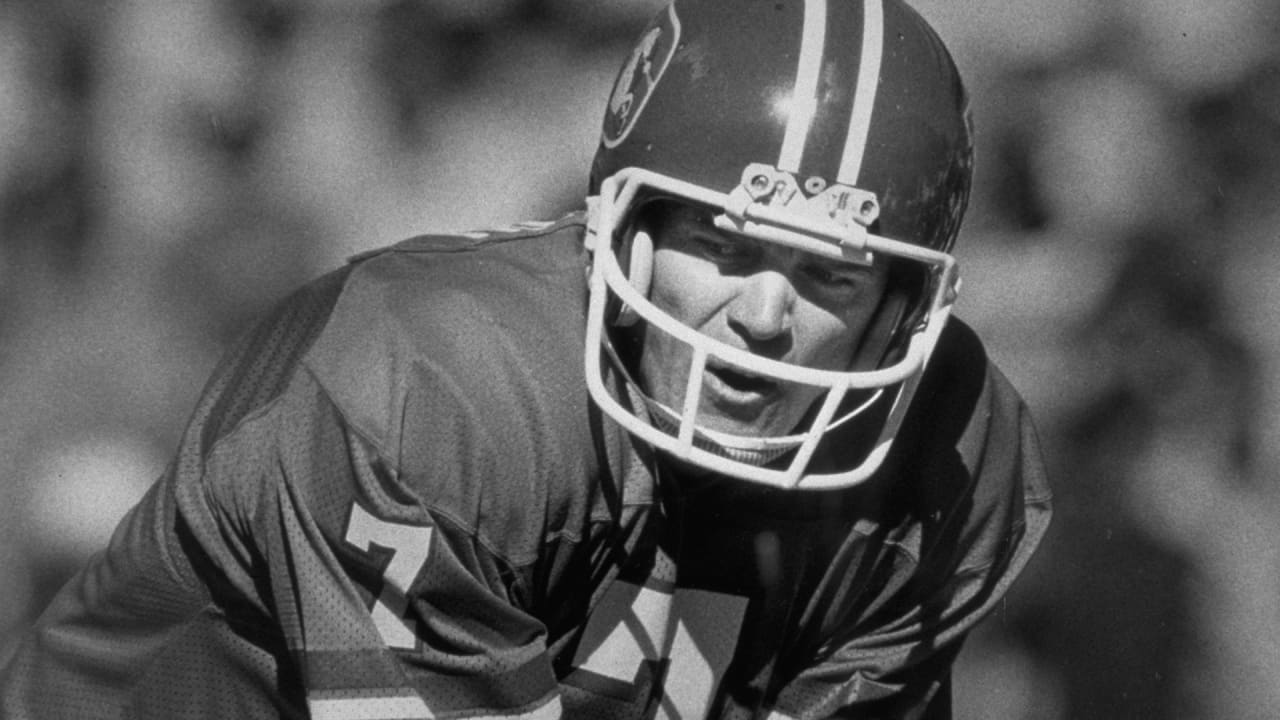 Way Back When: Craig Morton helps Broncos come of age vs. Raiders