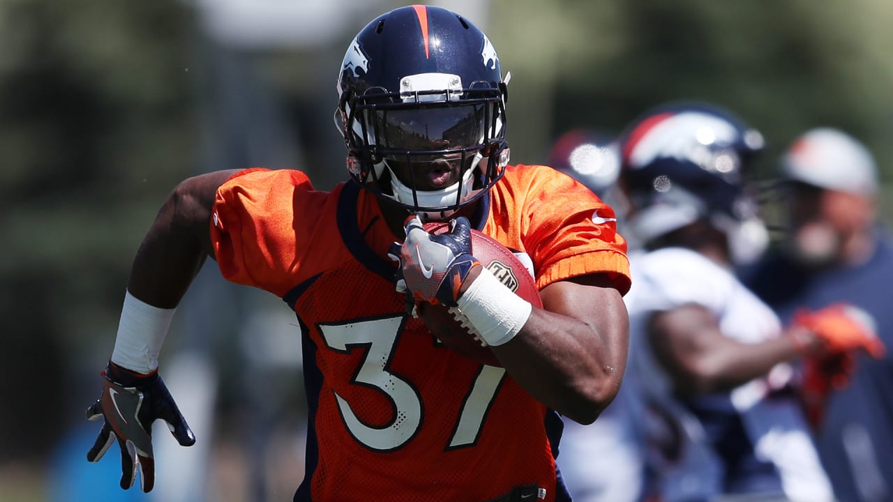 Royce Freeman eager to put on pads as training camp approaches