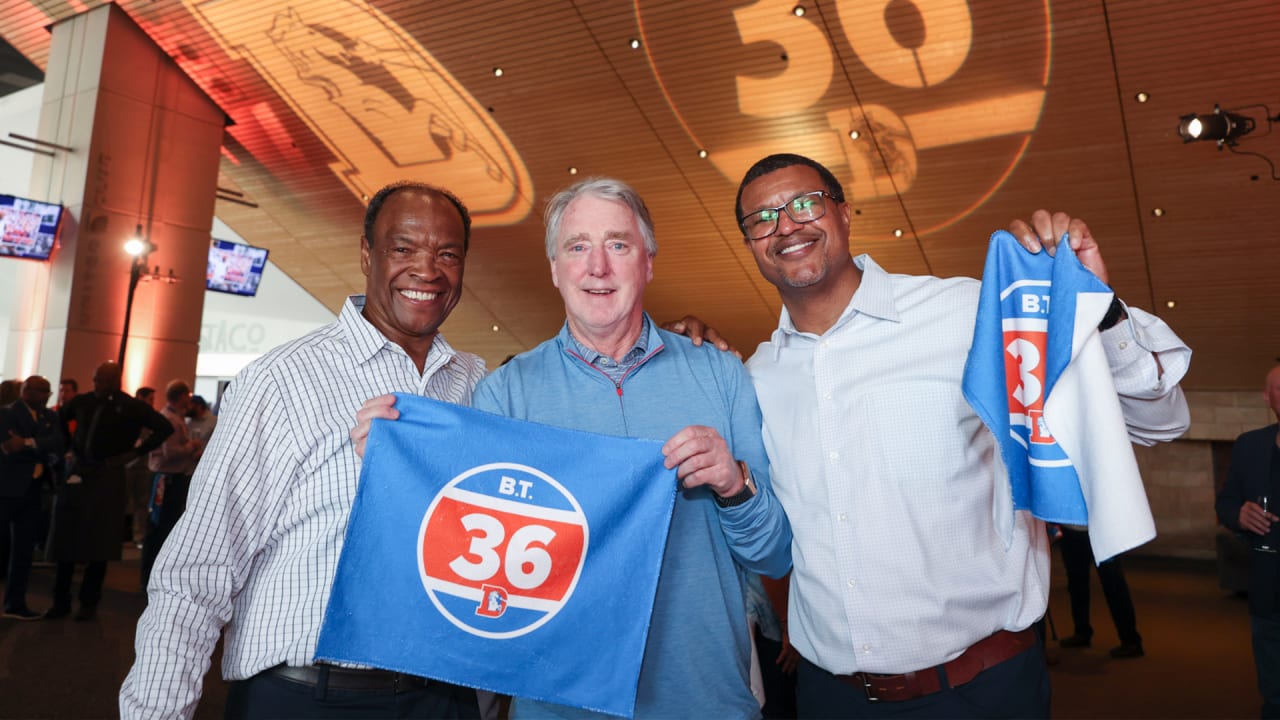 Photos: Broncos celebrate Billy Thompson's career at retirement ceremony