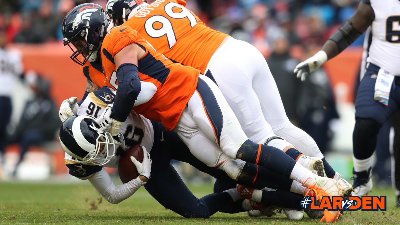 In-game photos: Broncos vs. Rams