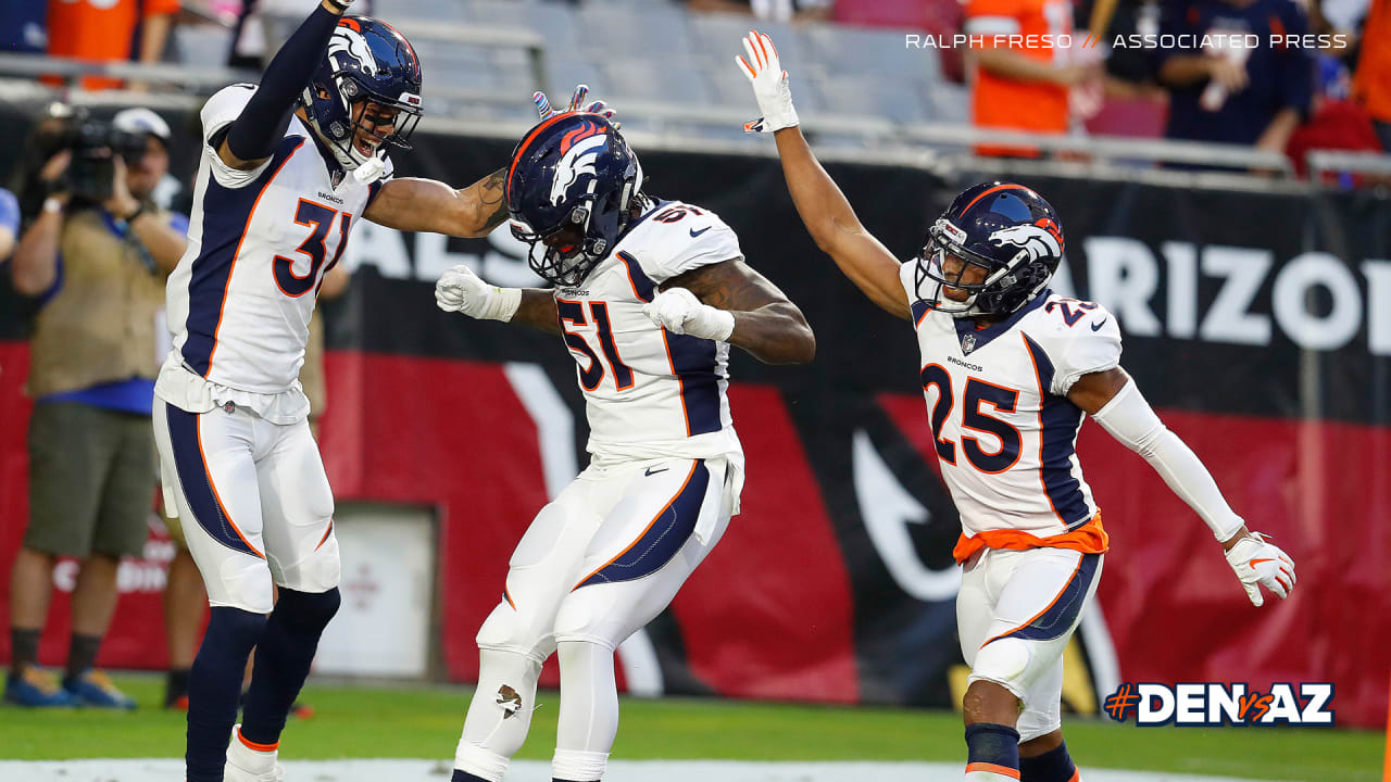 #DENvsAZ: Todd Davis reels in INT and returns it for first career touchdown