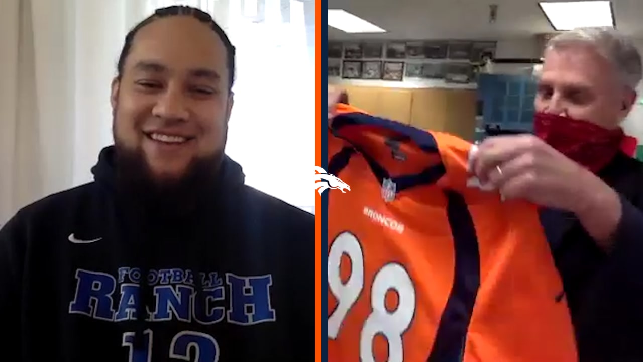 Mike Purcell surprises high school teacher during virtual visit