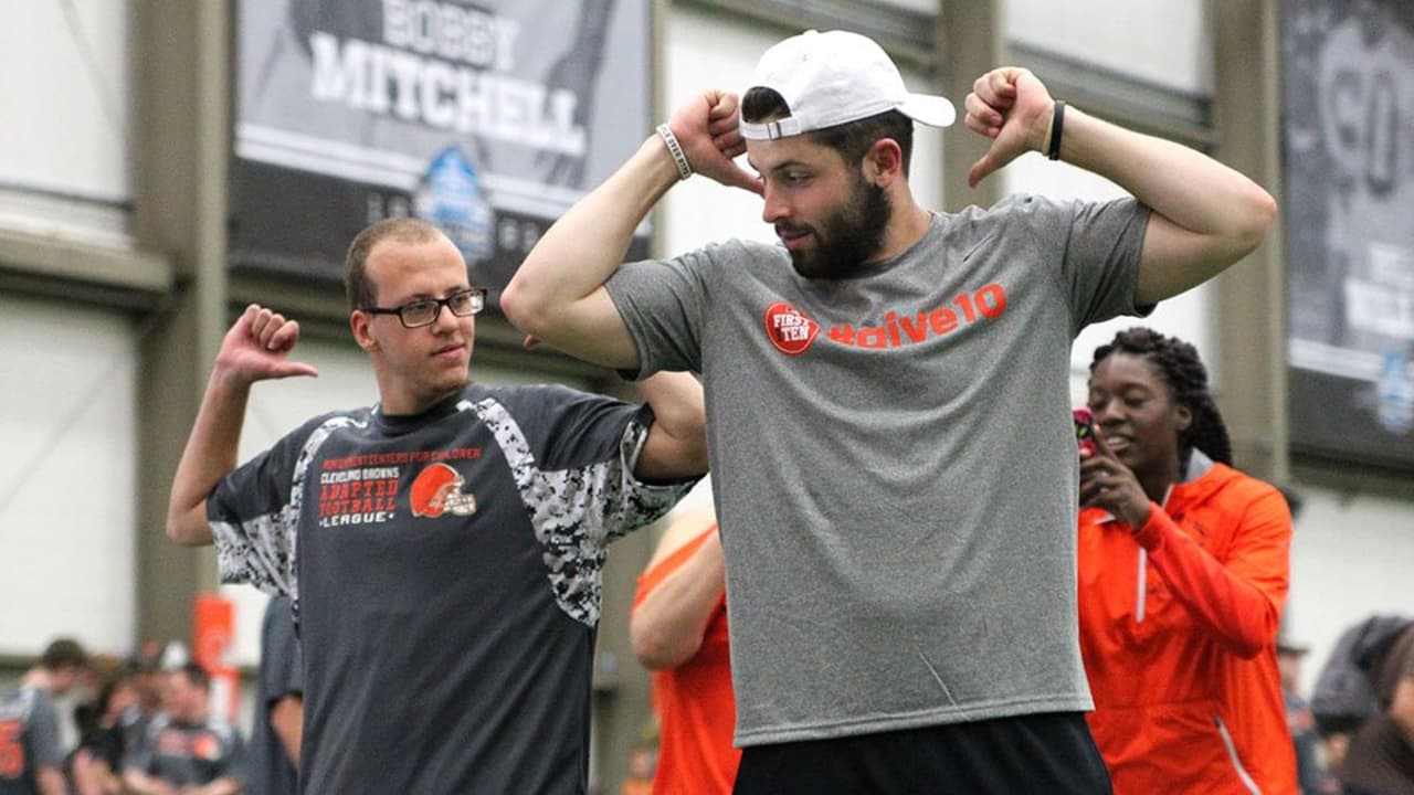 Photos: Rookies run drills with Adapted Football League athletes