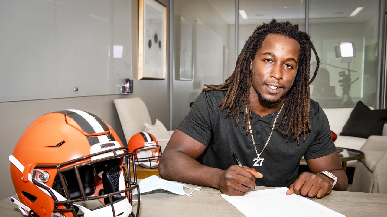 Photos: Kareem Hunt through the years