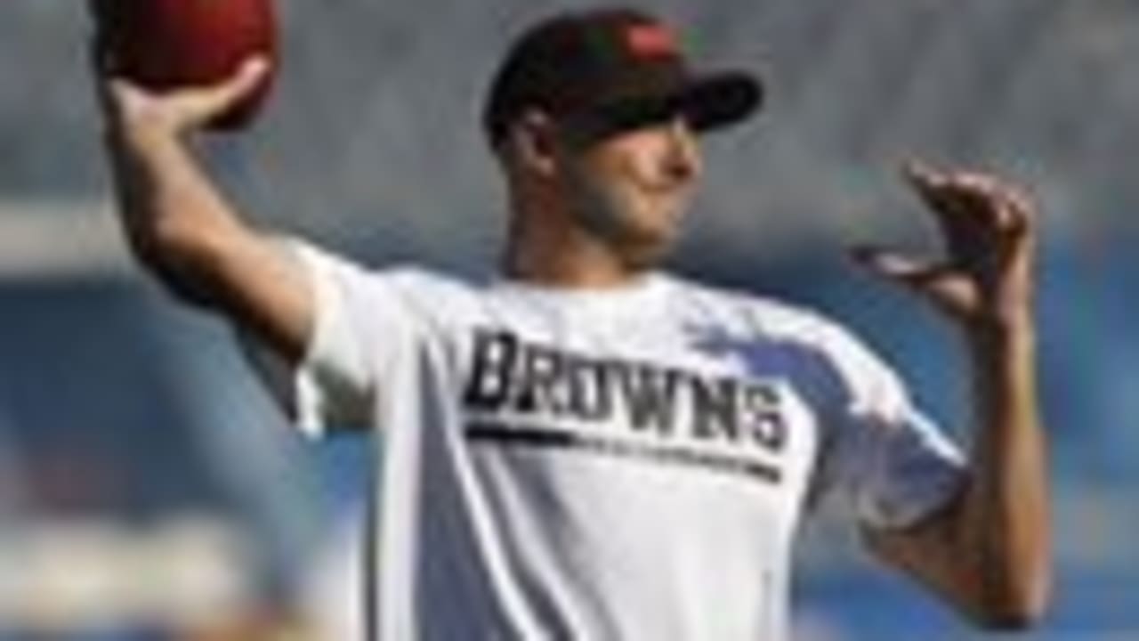 Stronger Brian Hoyer stays focused