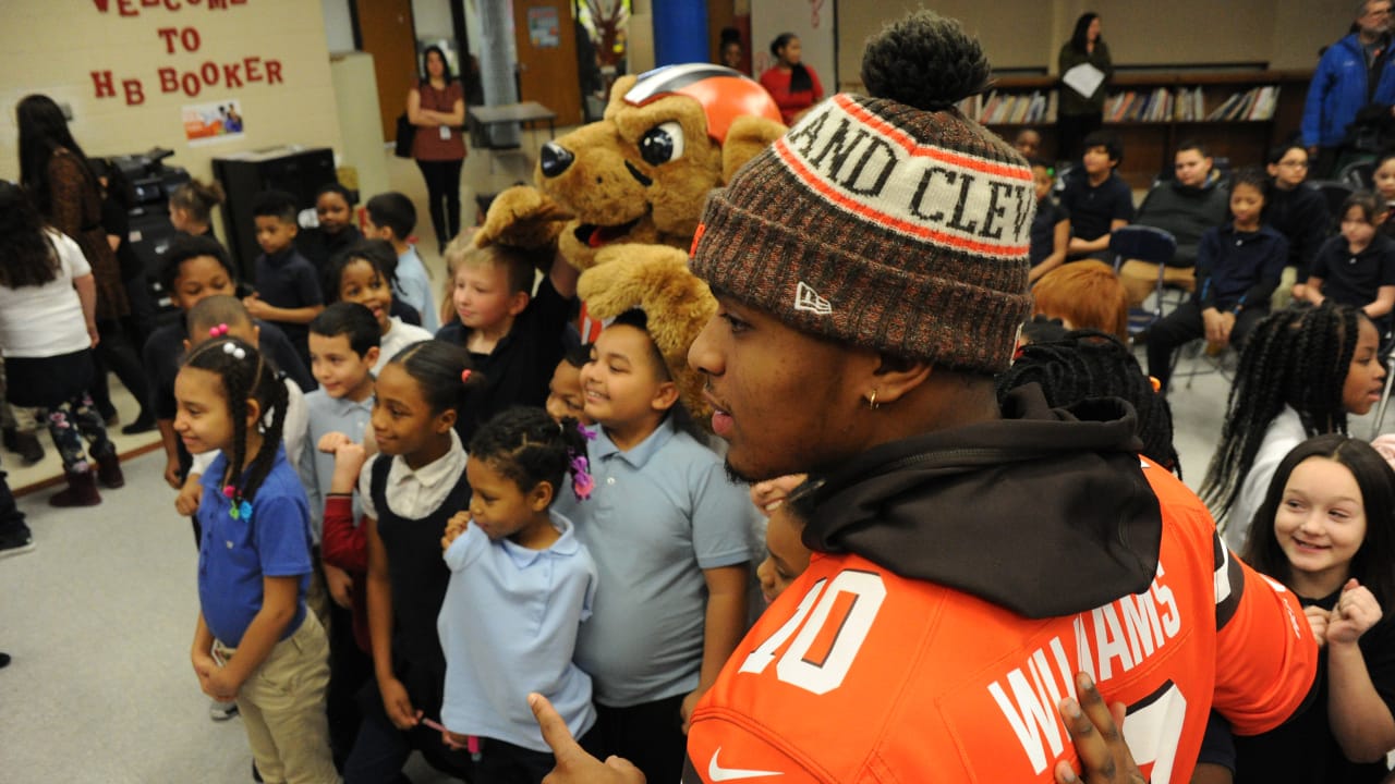 Photos: Browns visit H. Barbara Booker Elementary's book fair