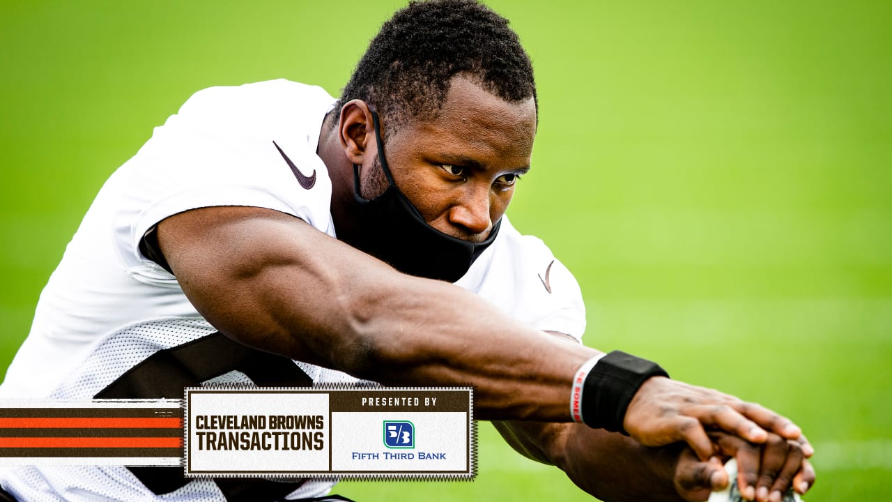 Browns sign DE George Obinna