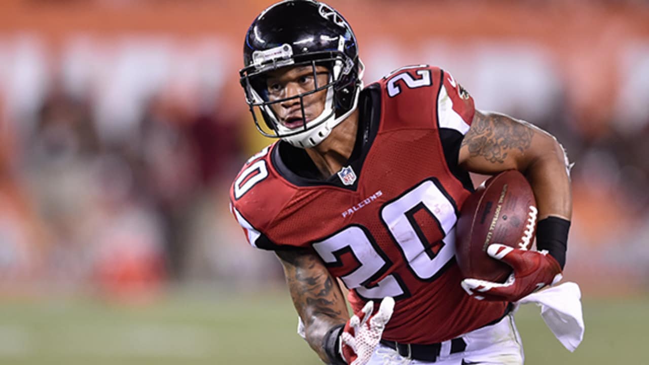 Browns sign RB Brandon Wilds