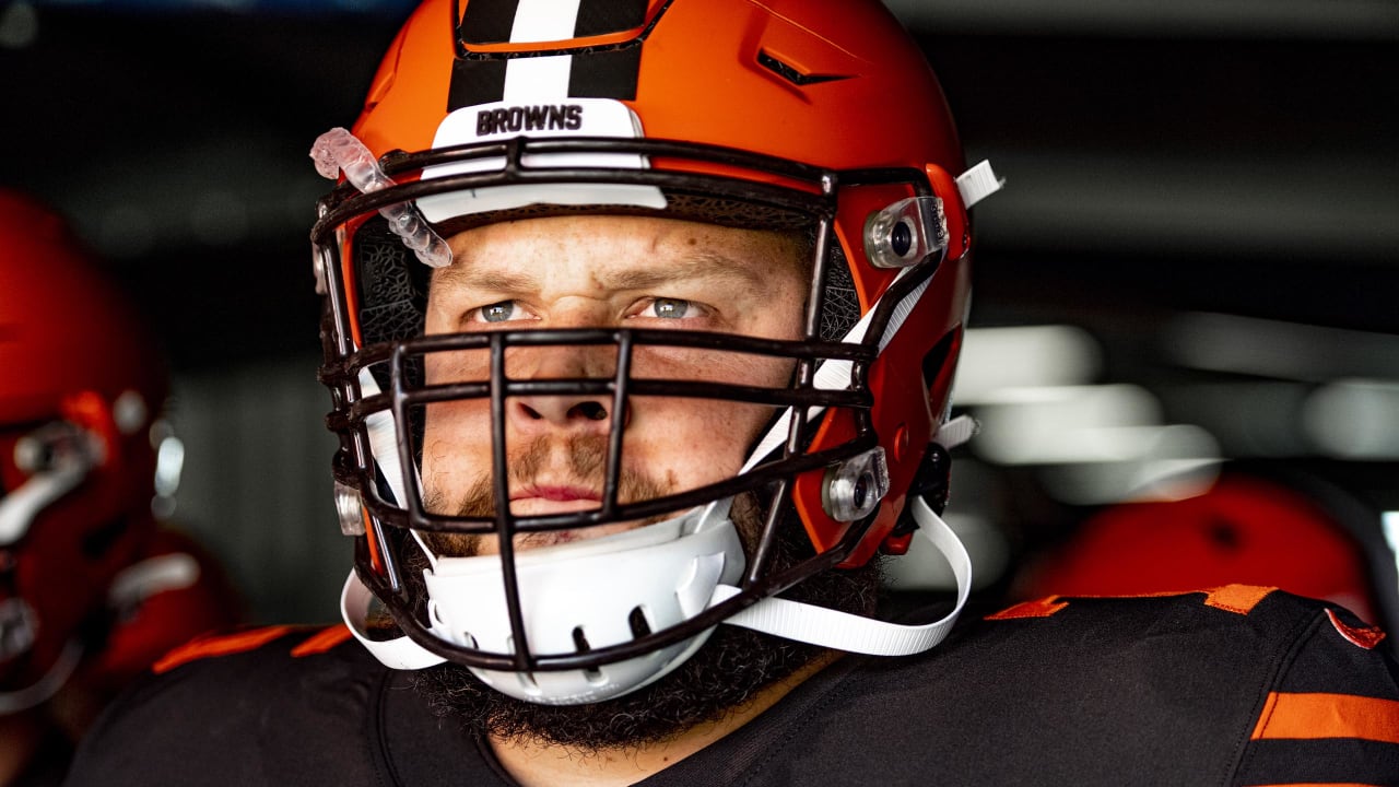 Photos: In Focus - Joel Bitonio