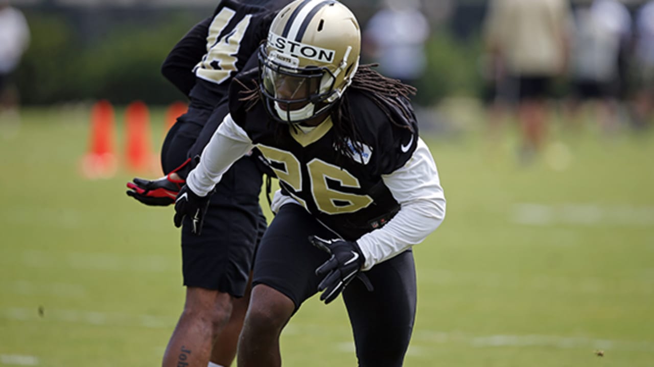 Browns sign DB Trae Elston, place Derrick Kindred on NFI