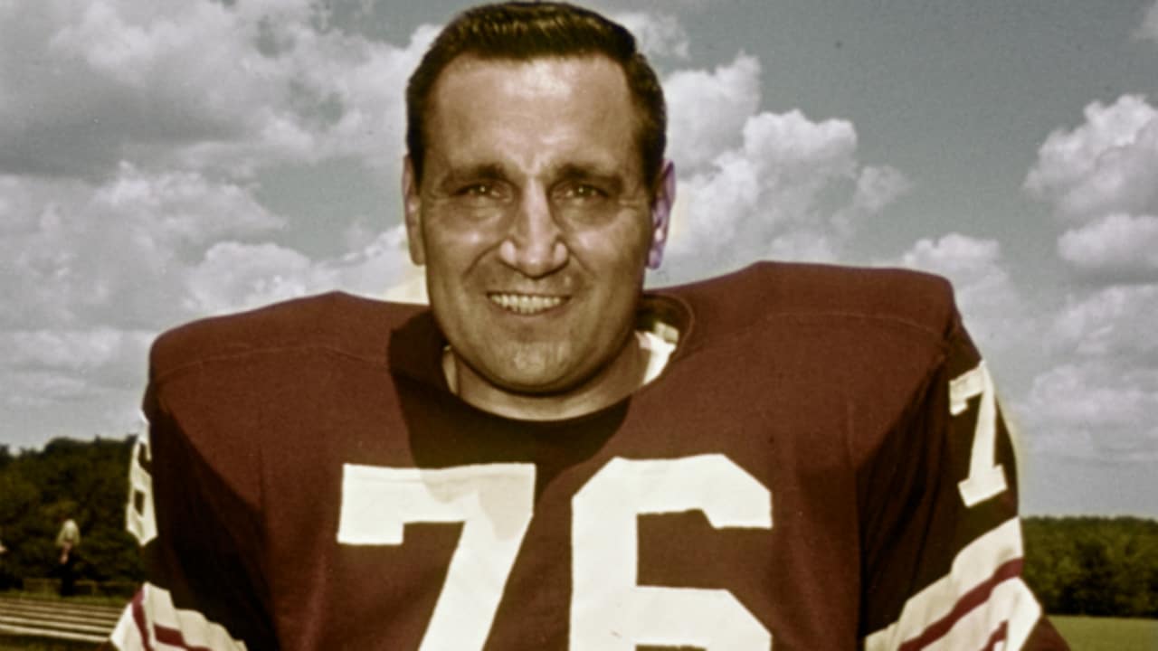 Browns legend Lou Groza honored with statue