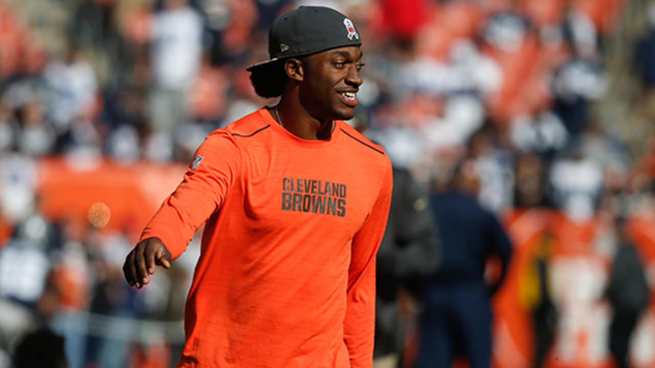 Browns activate QB Robert Griffin III