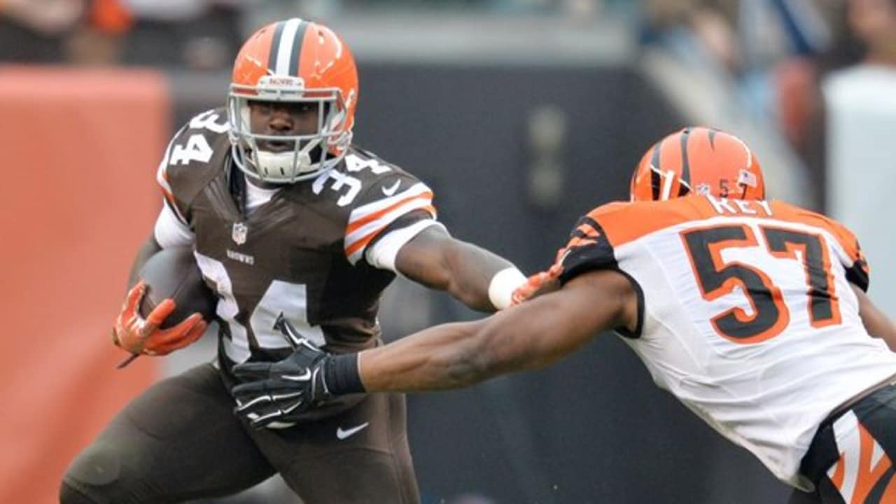 Crowell: It Is Important To Play As A Team