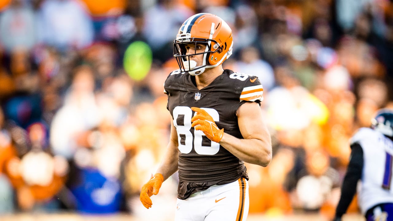 Browns sign two to practice squad, make other roster moves
