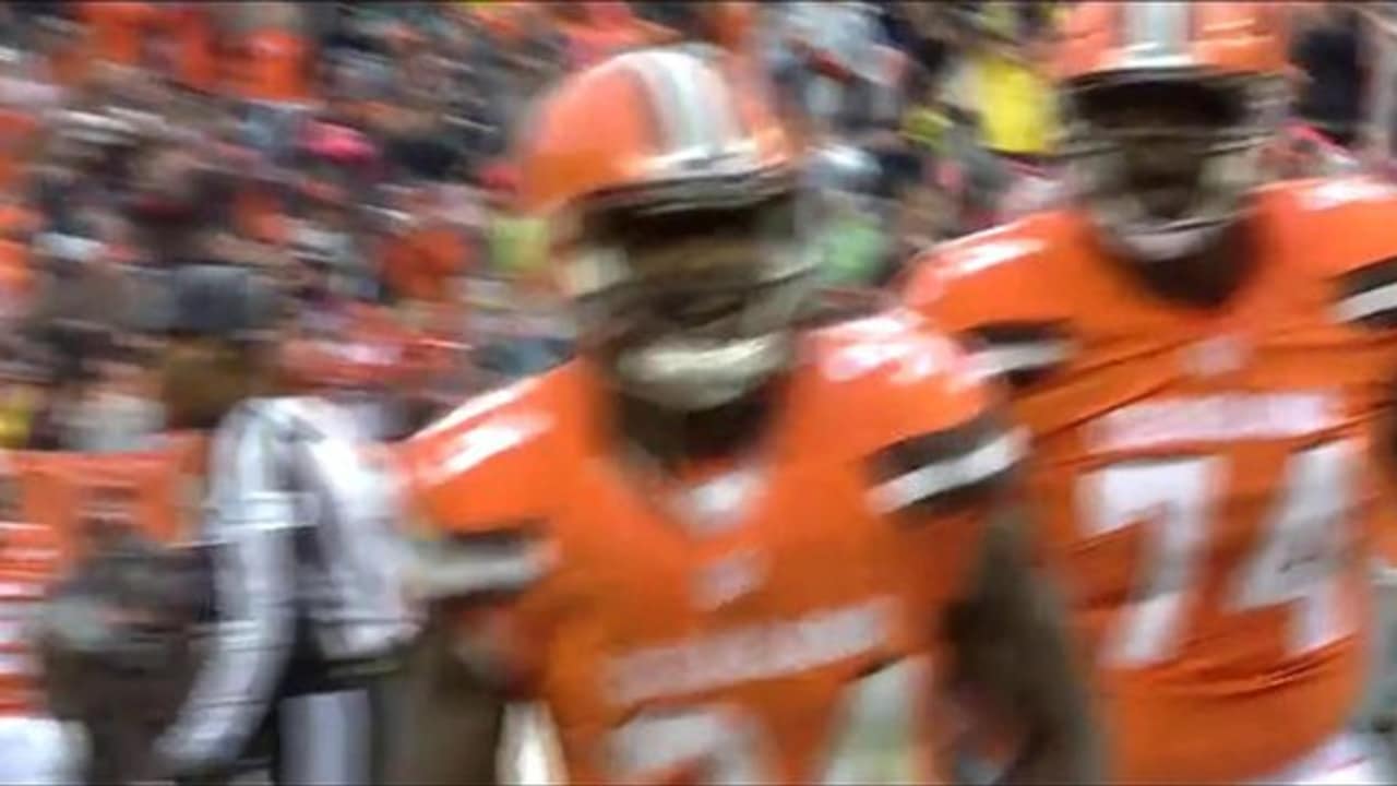 Isaiah Crowell rushes for 1-yard TD