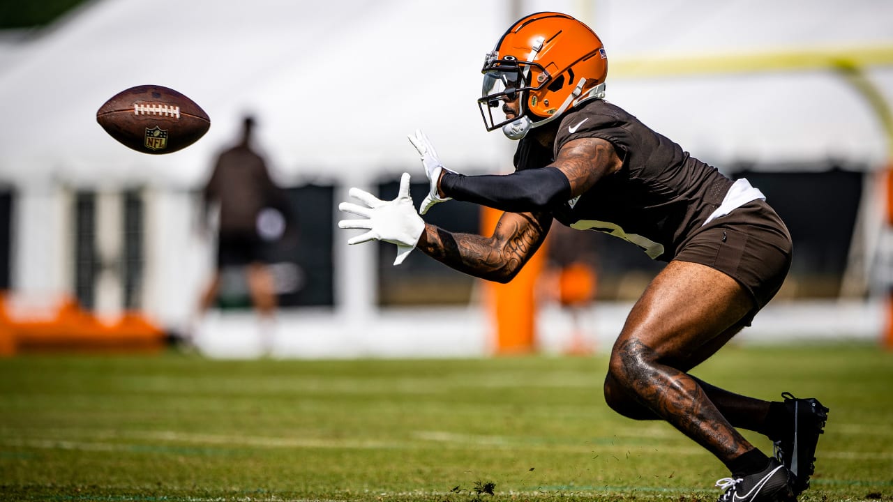 Versatility, ‘impressive skill set’ of Elijah Moore continues to shine