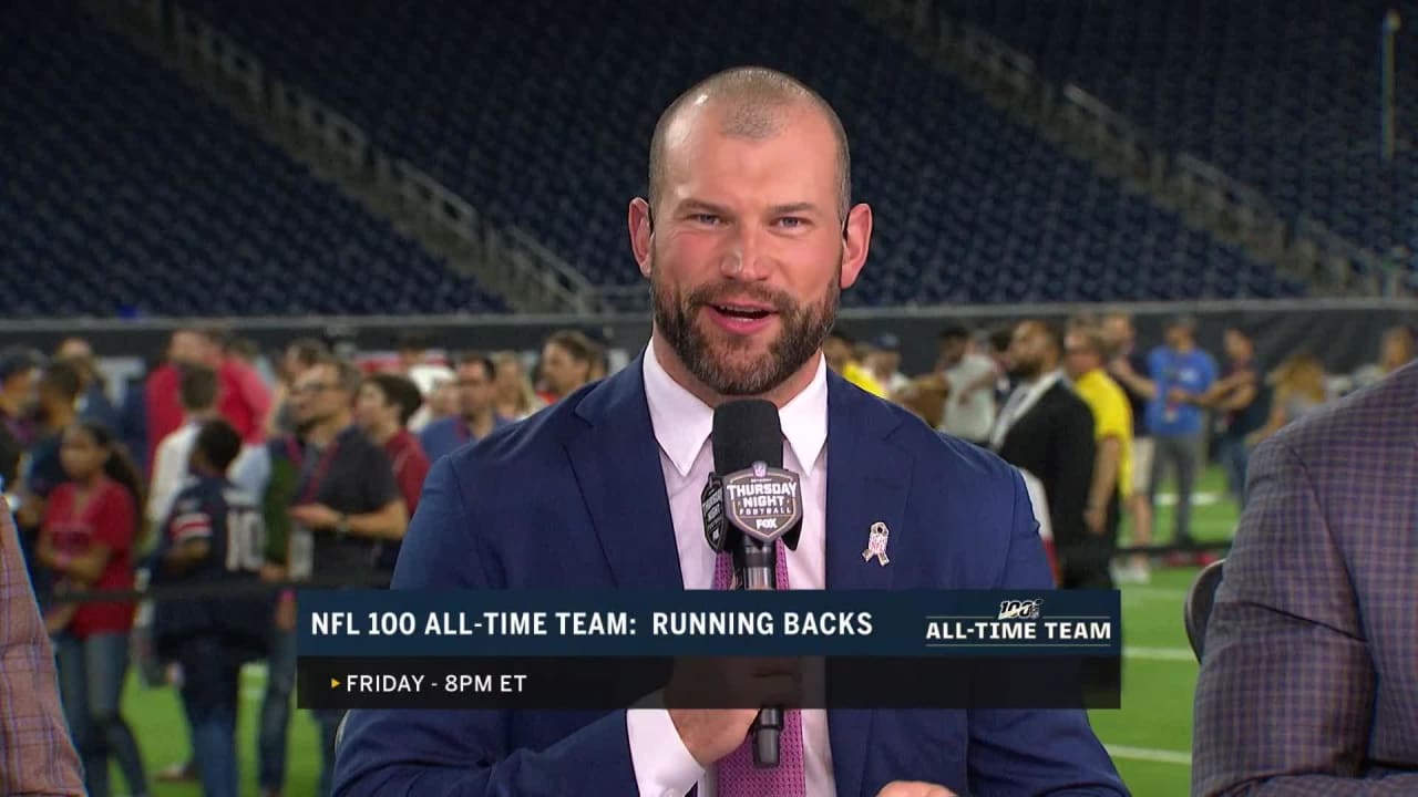 Joe Thomas celebrates Jim Brown on the NFL 100 All-Time Team