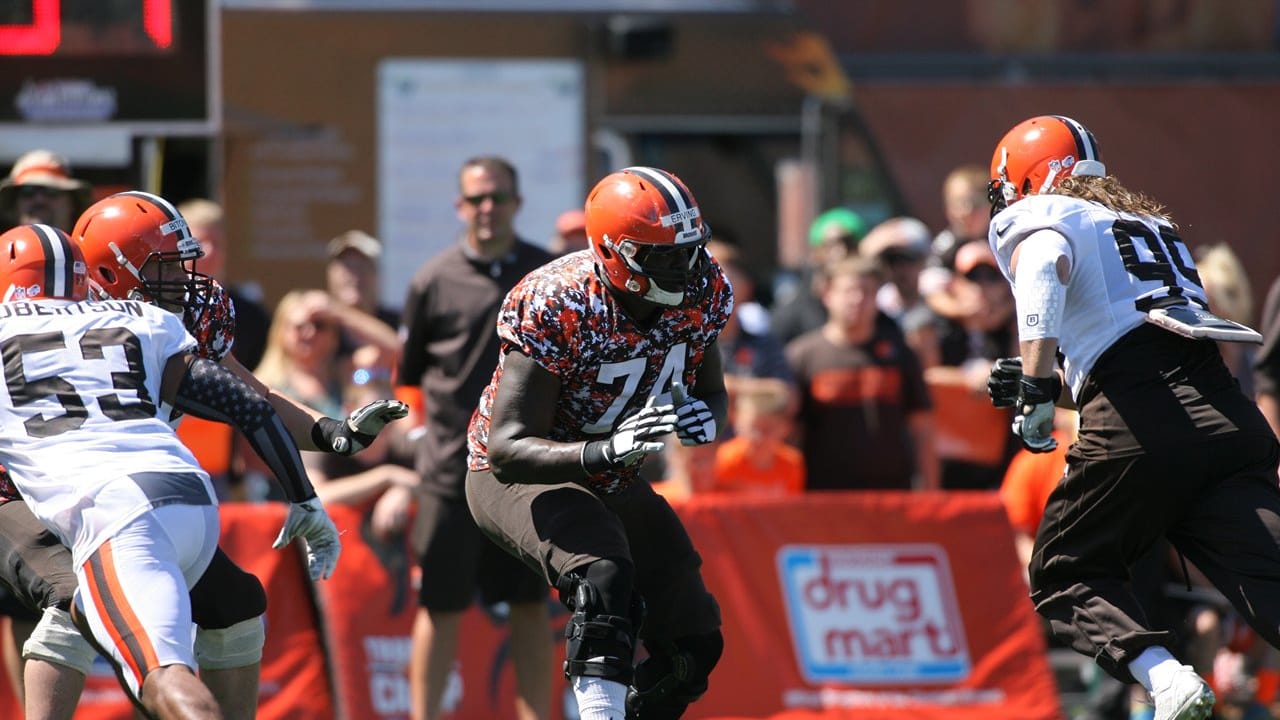 Cameron Erving: On Studying The Offensive Playbook