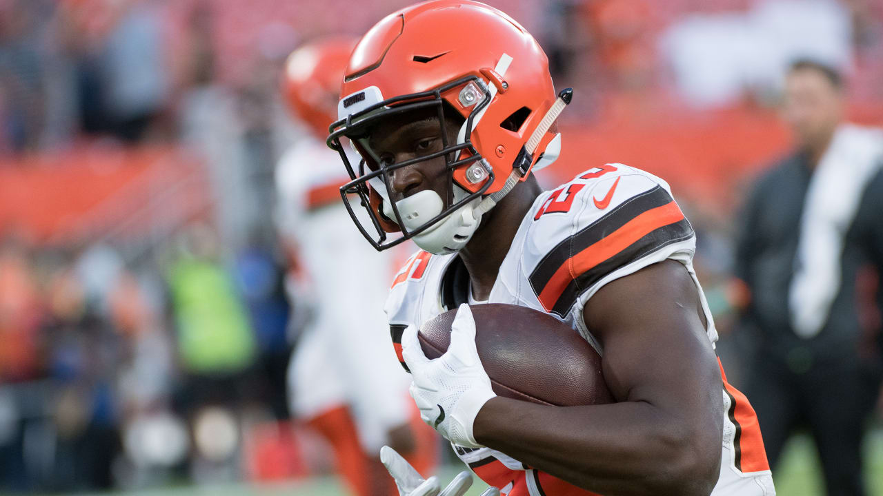 Browns elevate RB Dontrell Hilliard to active roster