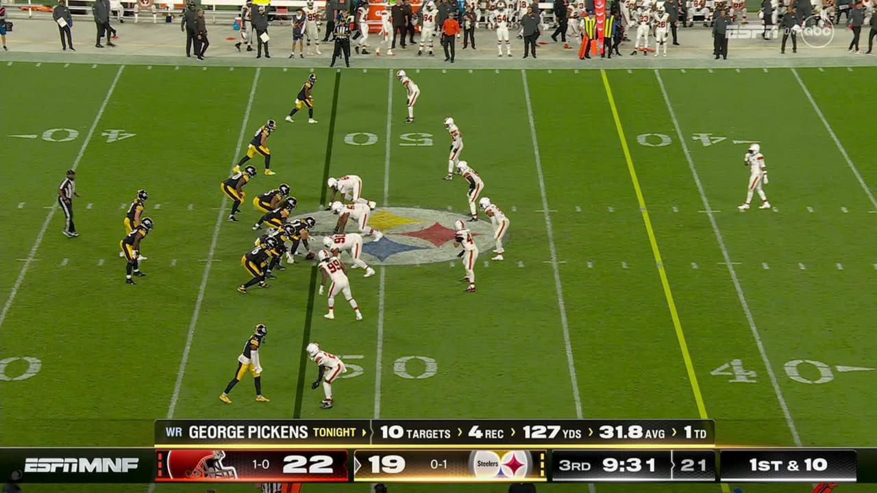 Shelby Harris and Maurice Hurst engulf Pickett for massive 11-yard loss