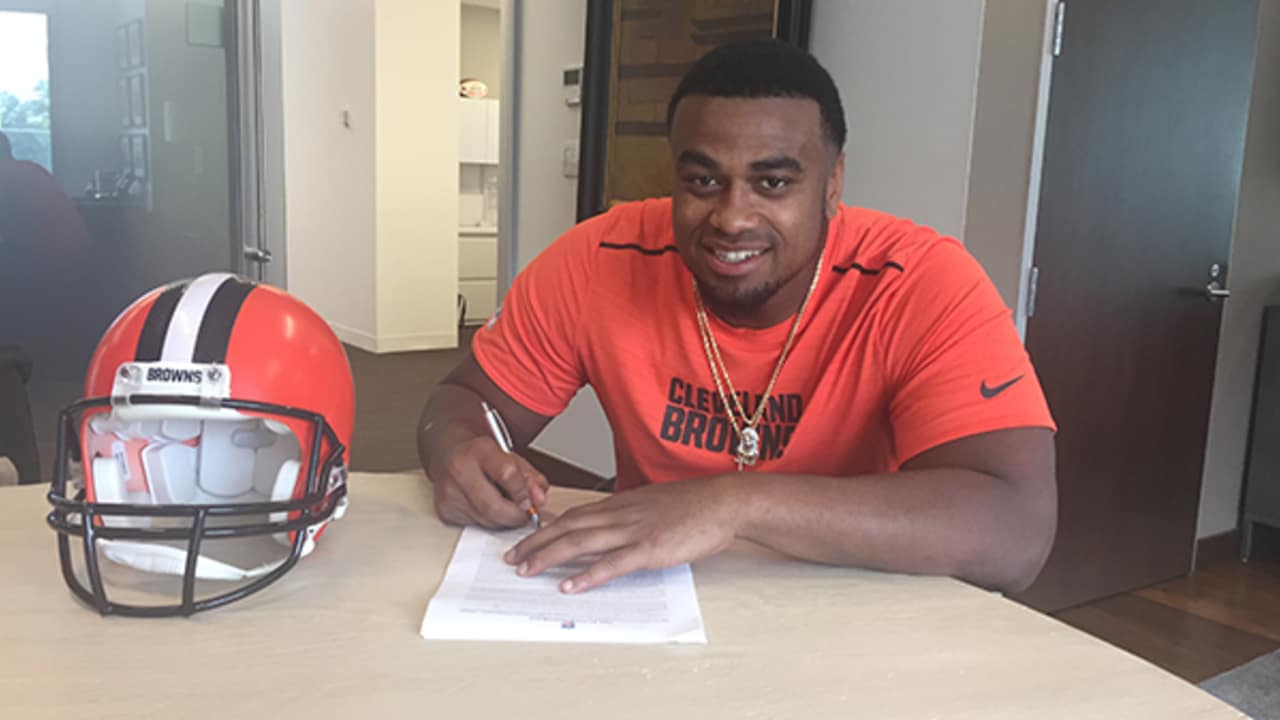 Browns sign DL Caleb Brantley