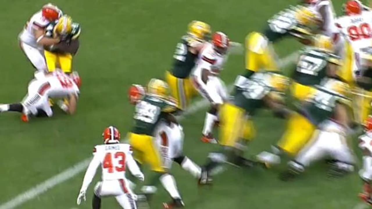 Browns Jamie Meder forces a safety