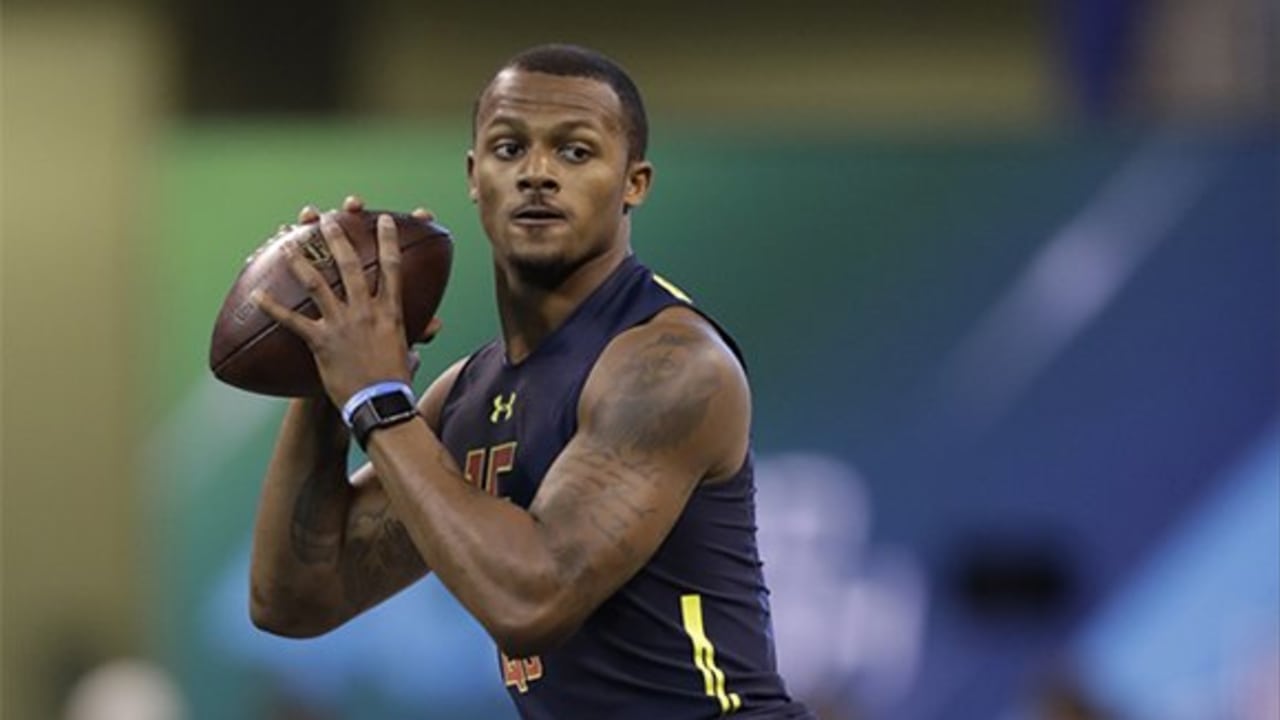 Deshaun Watson puts on a show during throwing drills