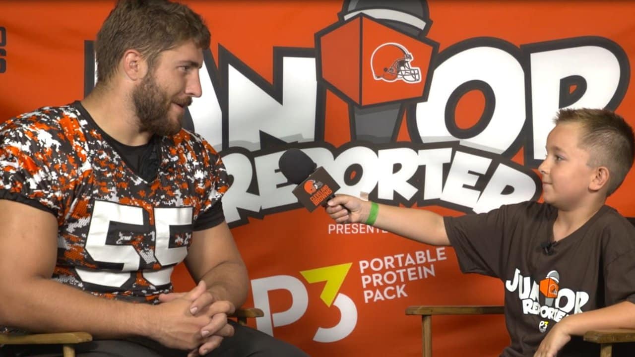 Junior Reporter with Alex Mack