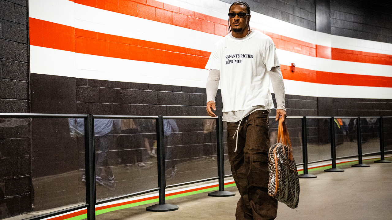 “When you look good you play good": Grant Delpit on his fashion style