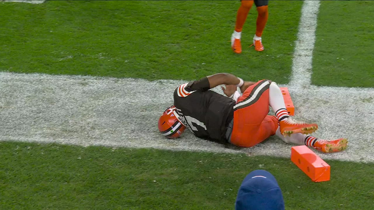 Brissett beats Wilson to the edge for diving pylon-reach TD run