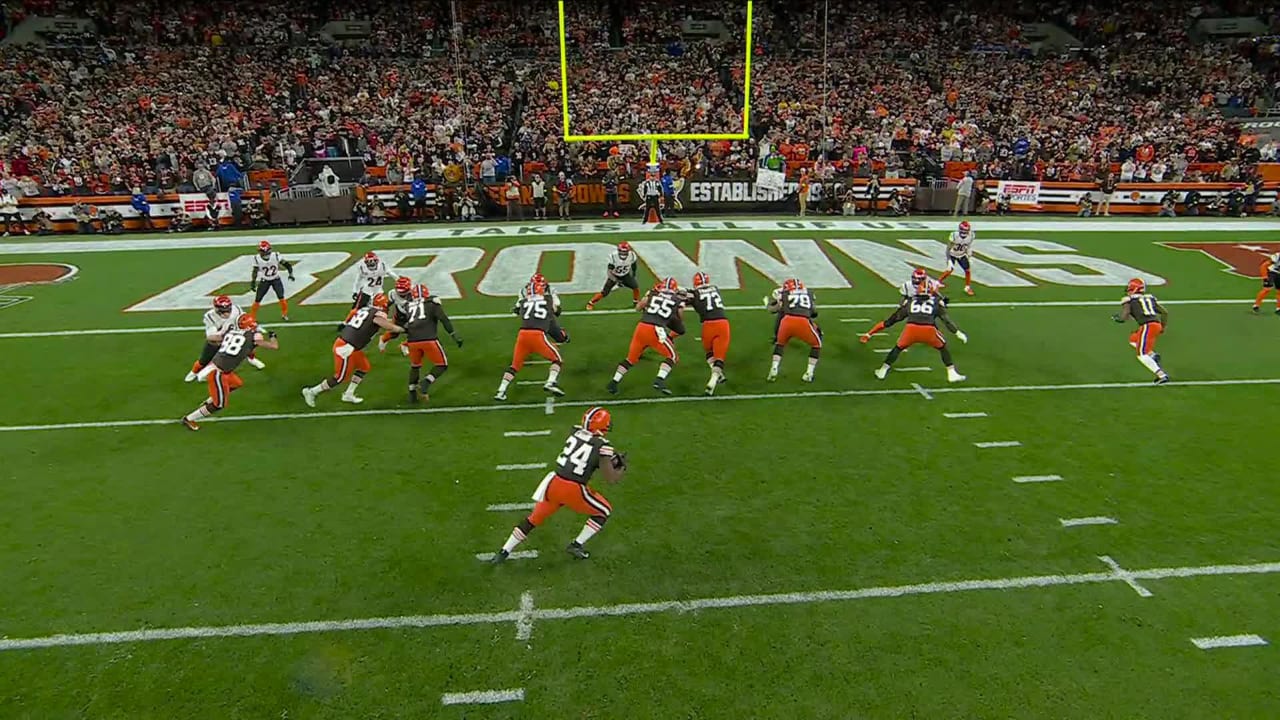 Nick Chubb turns Wildcat trickery into points on 3-yard rushing score