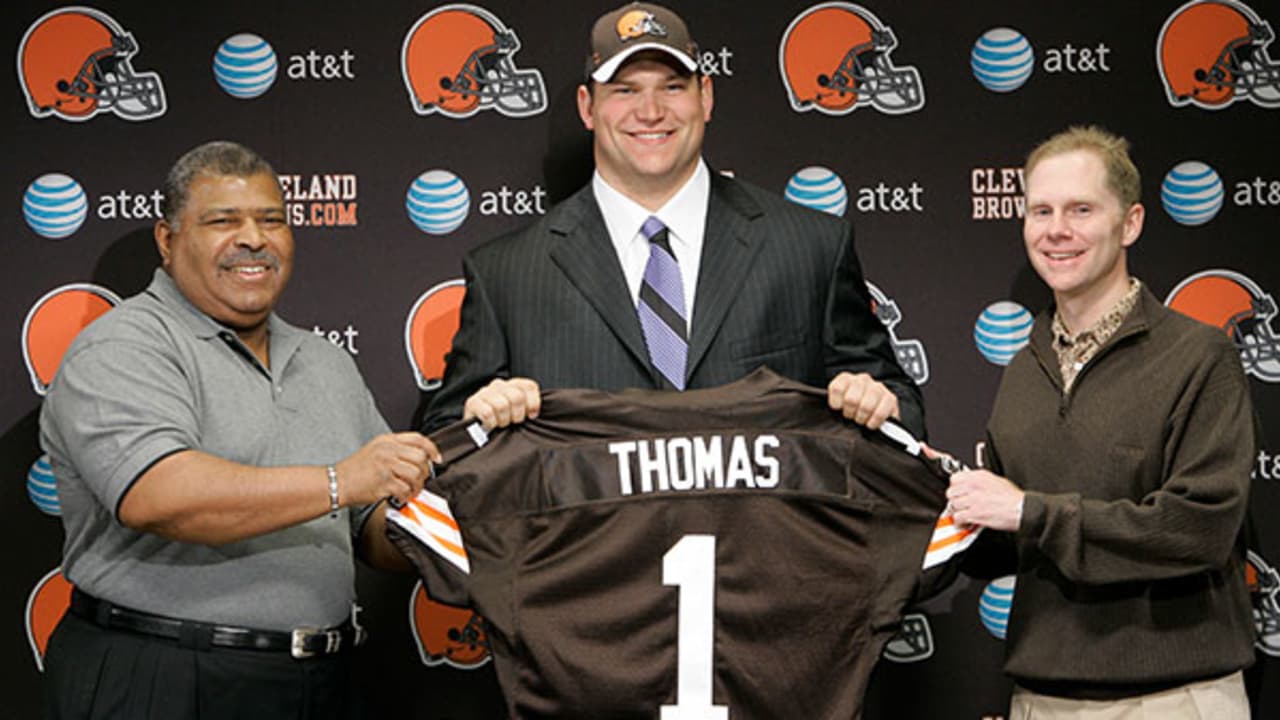 Joe Thomas' coaches of past, present weigh in on his retirement