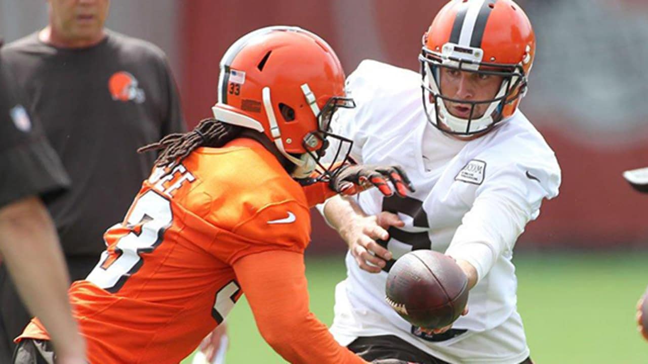 5 things to know: David Lee ‘asking a lot’ out of competing Browns QBs