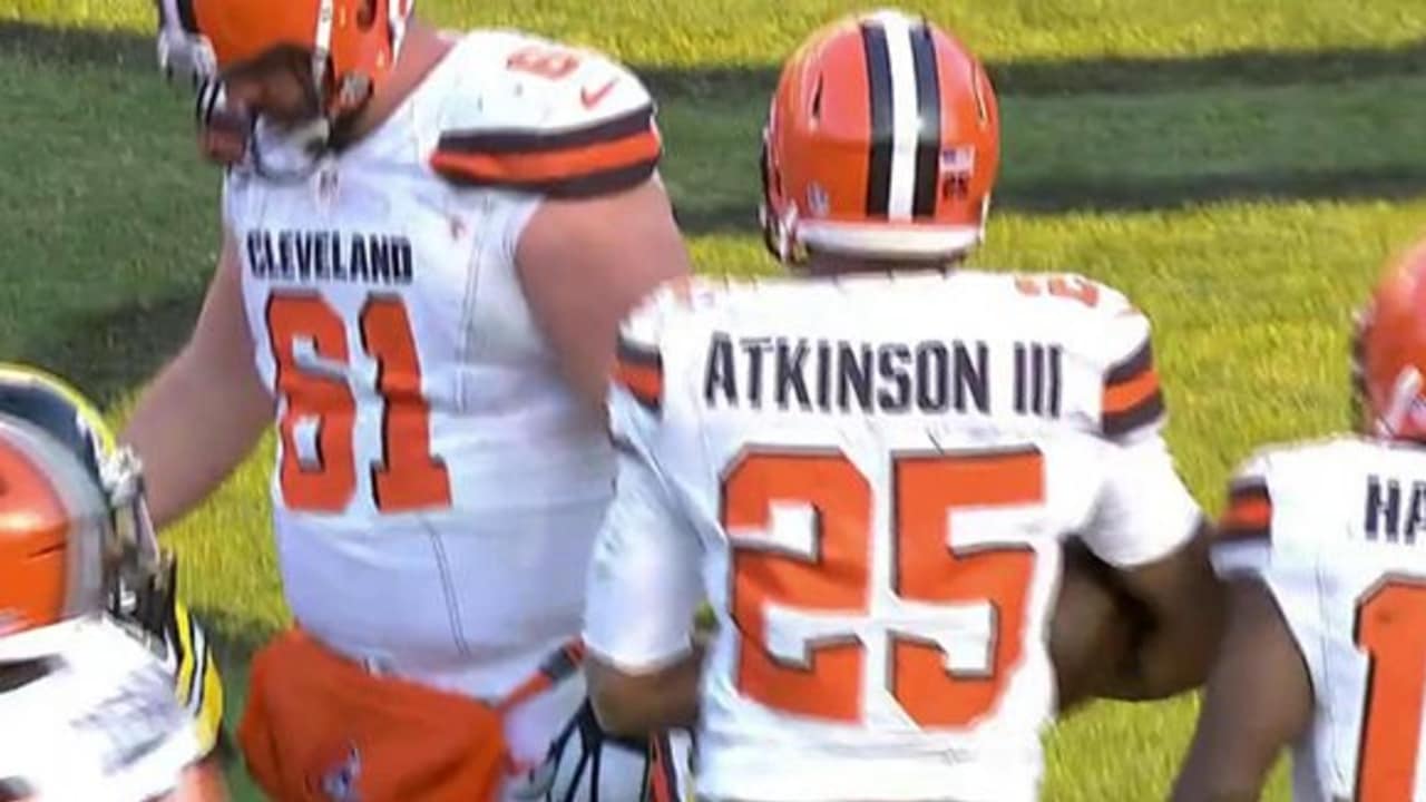 George Atkinson III surges into end zone on 5-yard TD rush