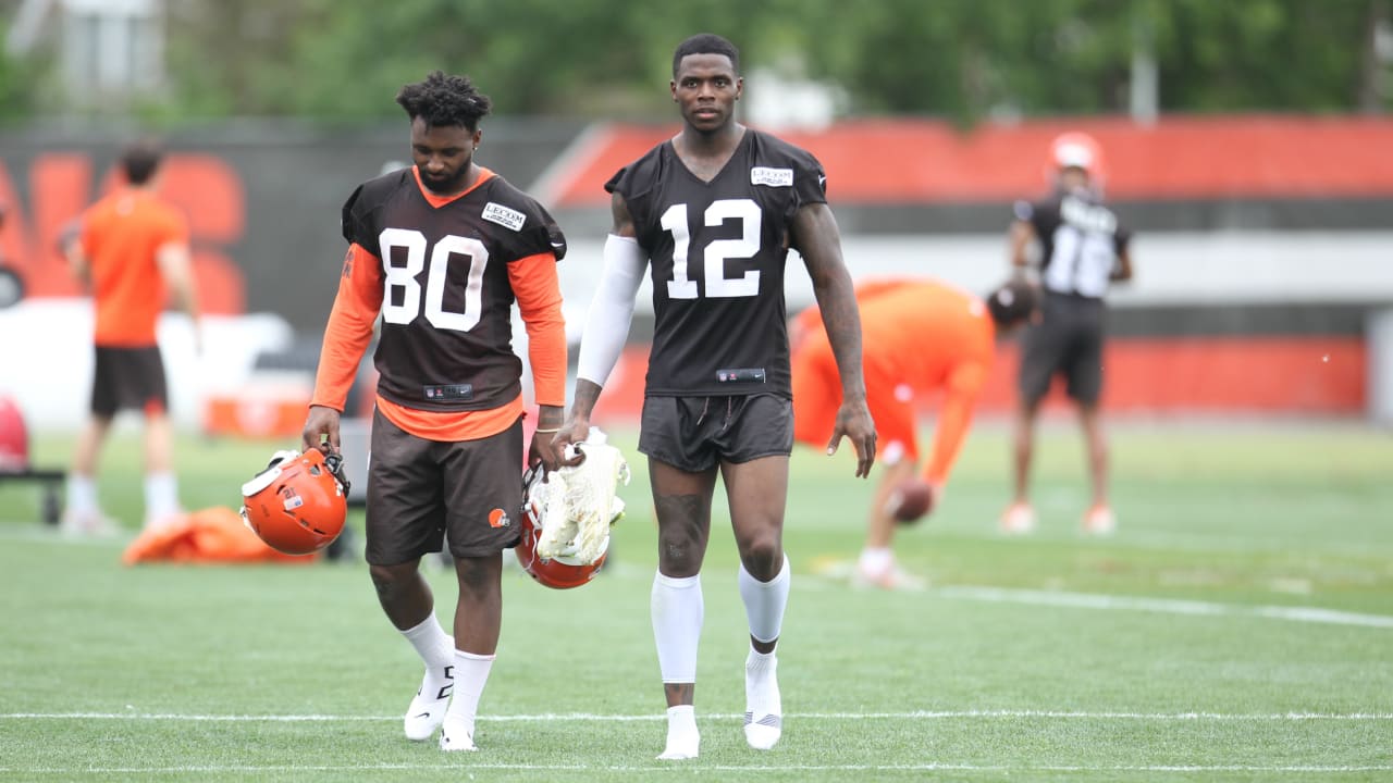 Josh Gordon's teammates welcome him back to Browns with open arms