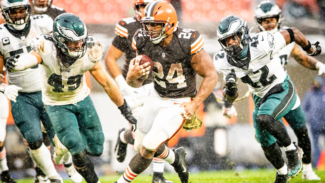 Nick Chubb once again nominated for NFL's Ground Player of the Week