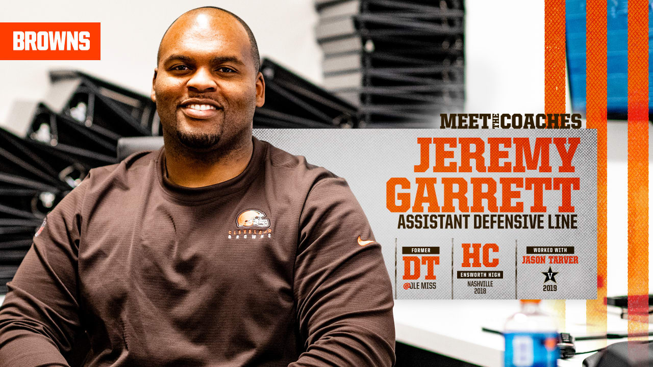 Jeremy Garrett named Browns assistant defensive line coach