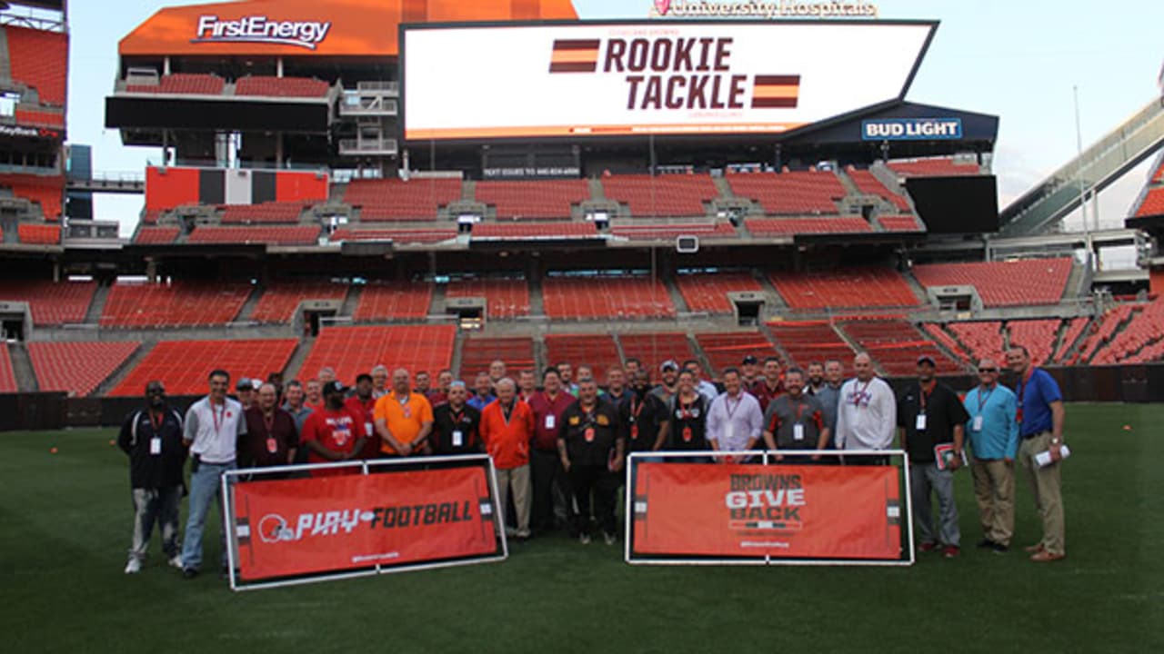 Browns host Rookie Tackle Coaches Clinic at FirstEnergy Stadium