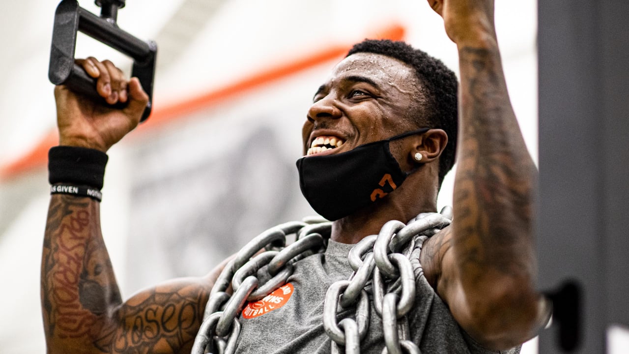 Photos: Strength and Conditioning - Day 8