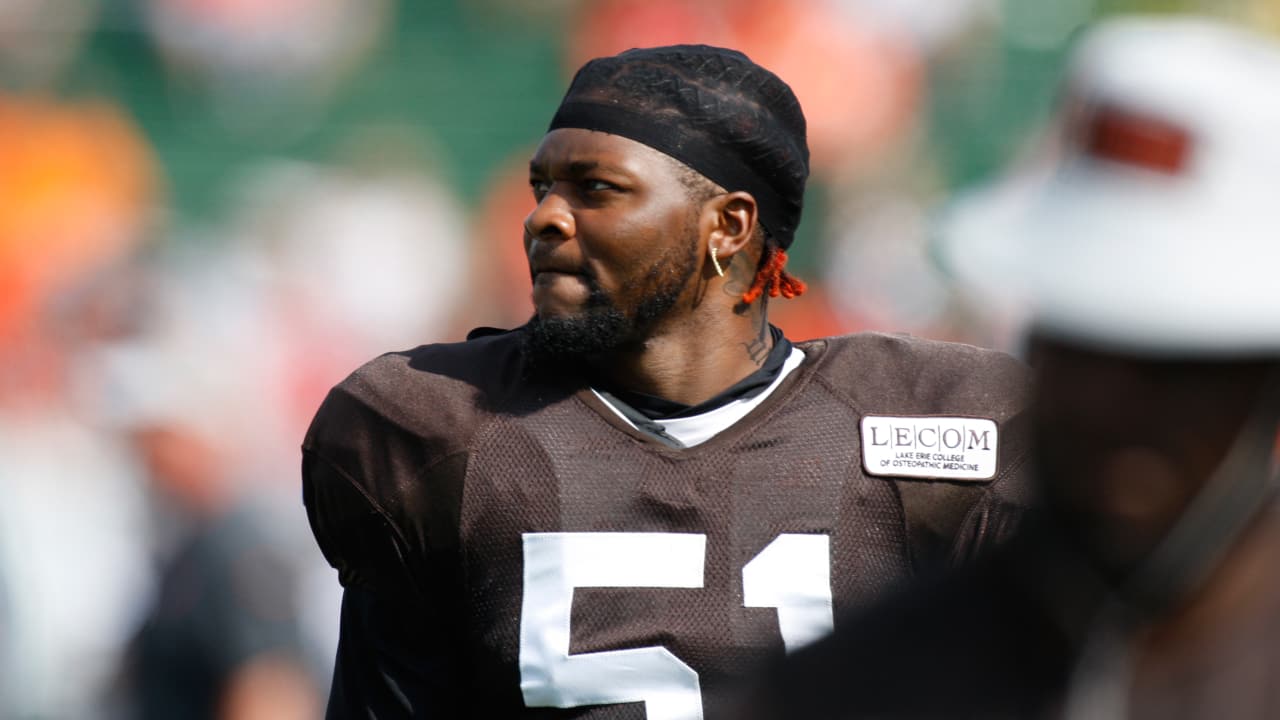 On-Field Observations: Jamie Collins returns as Browns don full pads