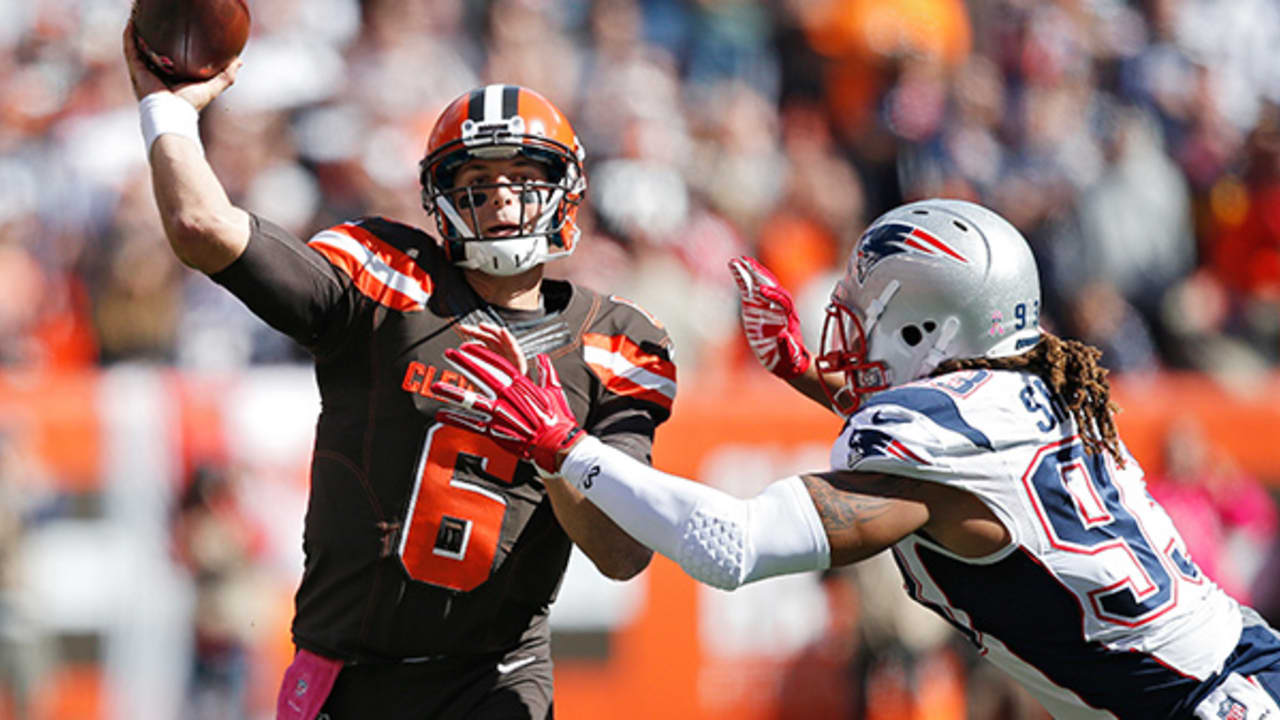 3 Big Takeaways: More adversity at QB, running game bottled up vs. Patriots